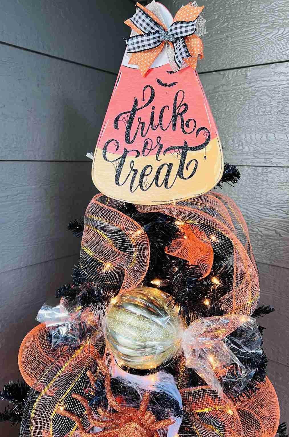 Easy Halloween Trick or Treat Tree - Word & Home