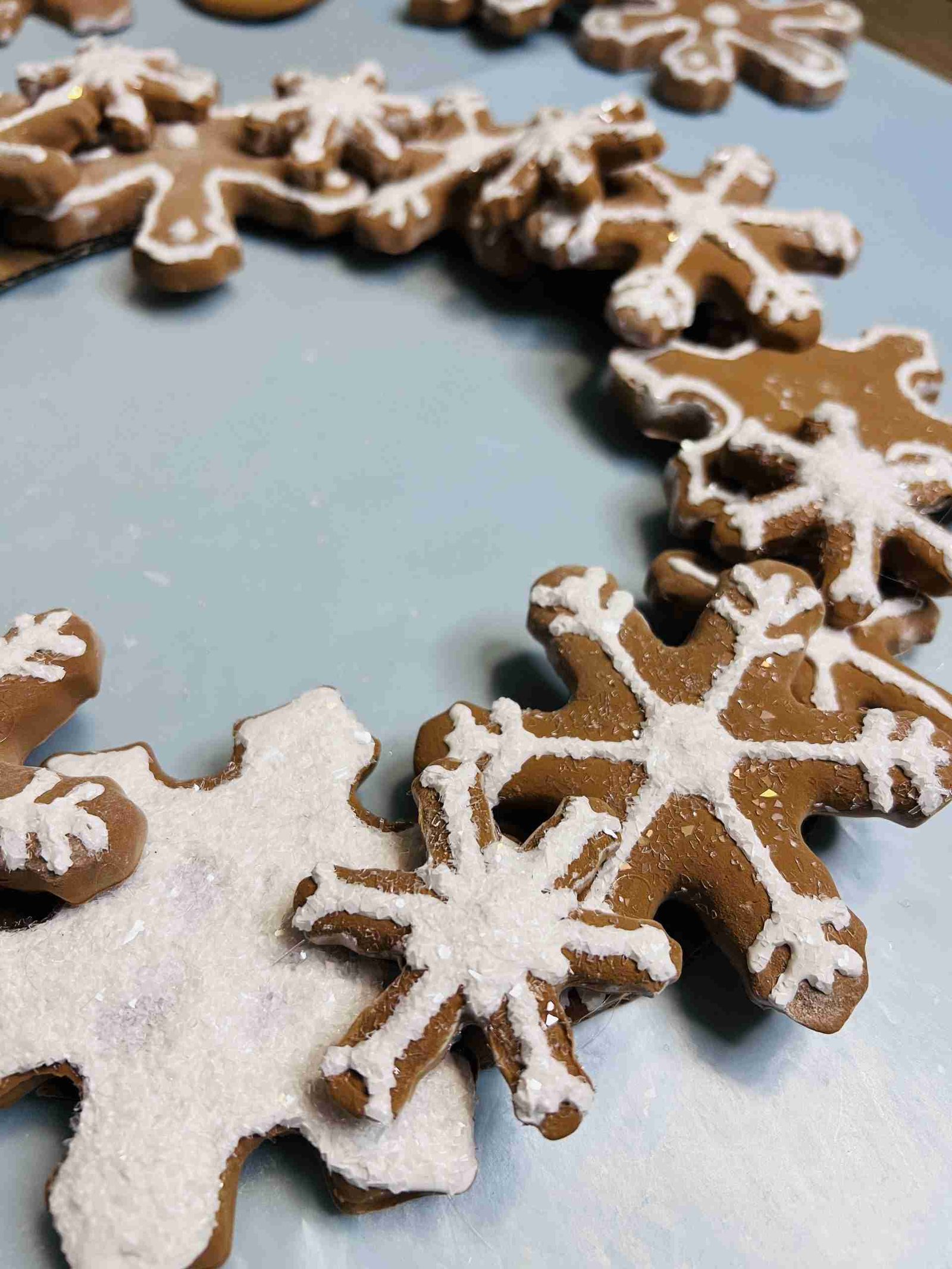Easy Faux Gingerbread Snowflake Cookies - Word & Home