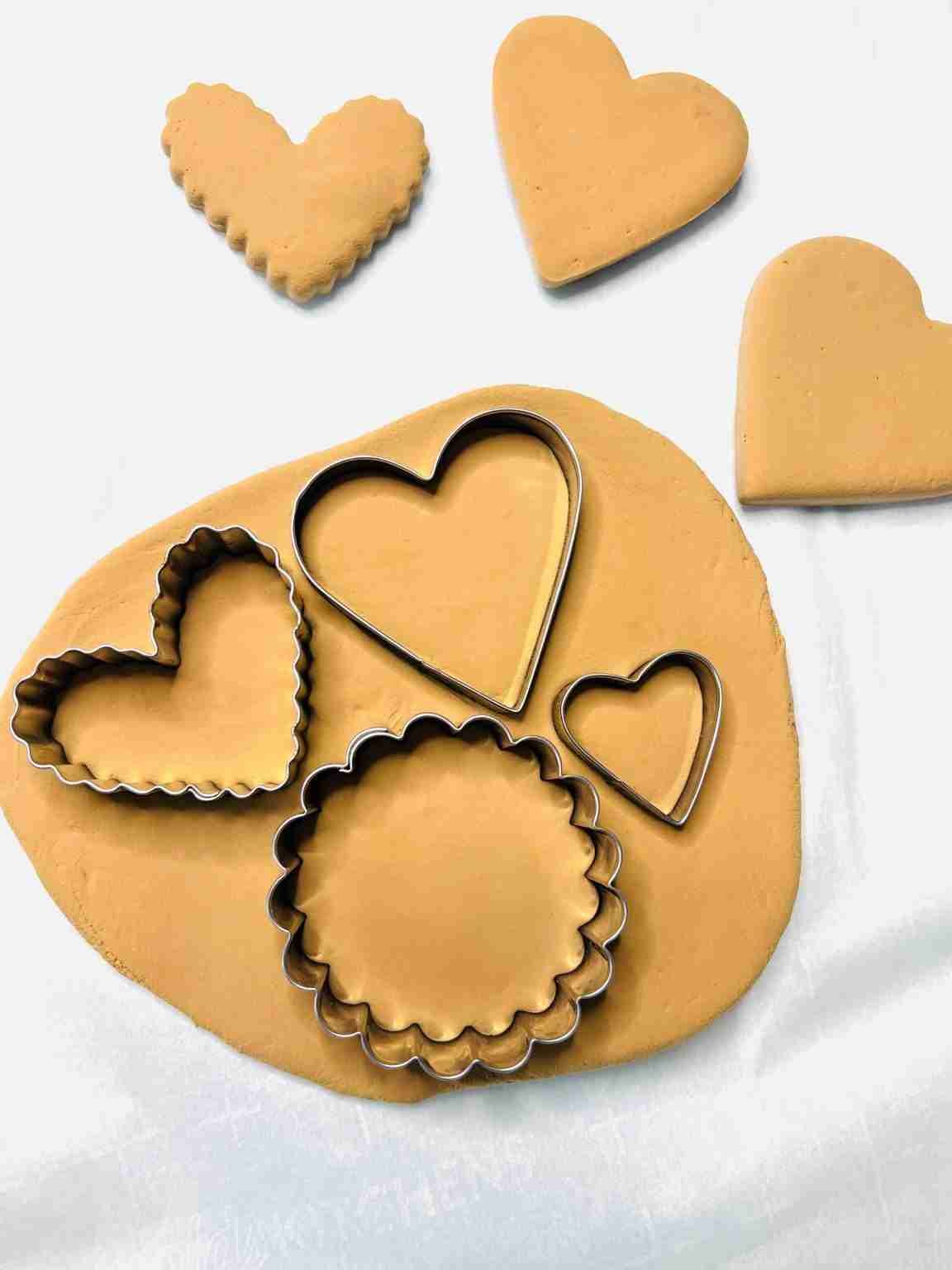 Fake Bake Valentine's Day Cookies - Easy DIY - Word & Home