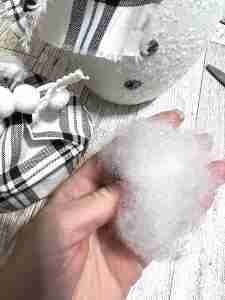 Dollar Tree Snowman - Easy DIY - Word & Home