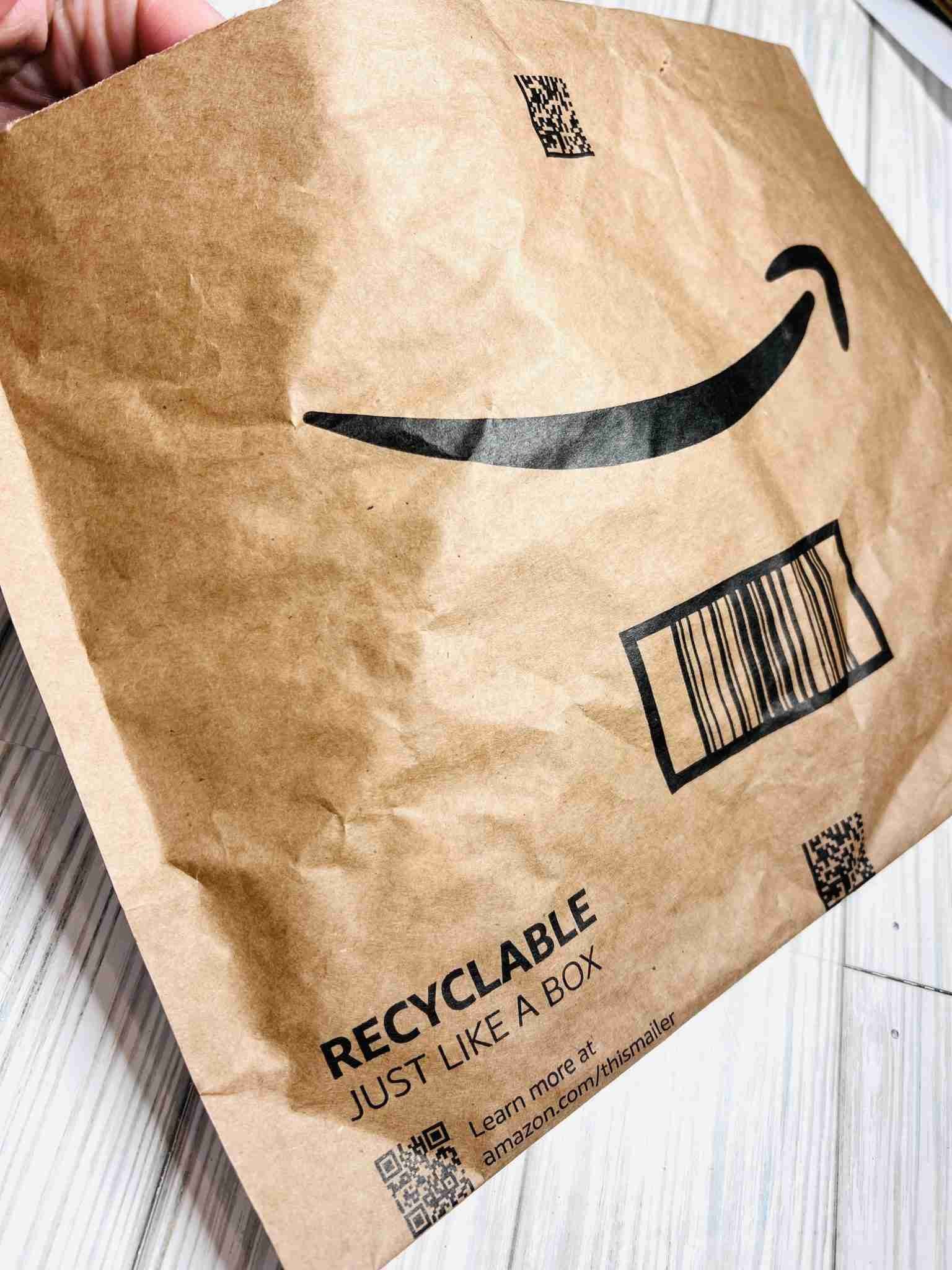 Easy Spring DIY - Recycled Amazon Mailer - Word & Home